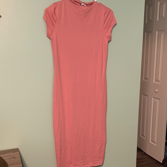 iris | Dresses | Iris Coral Midi Dress | Poshmark